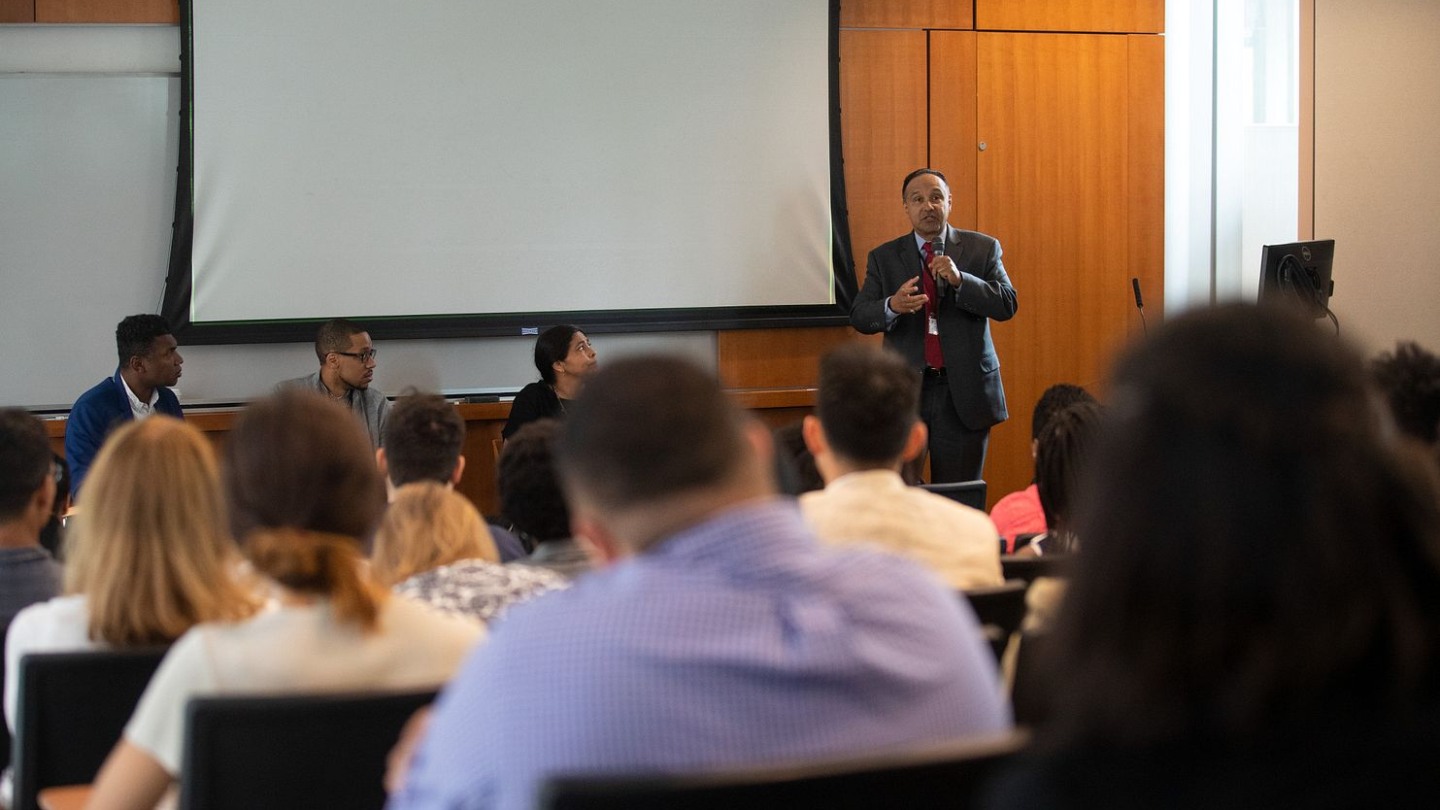 Professional Development | BioMed Postdocs and Early Career Programs | Brown University
